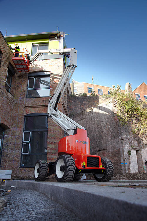 Lithium ion Battery Powered Lifts & Telehandlers | Snorkel Net Zero